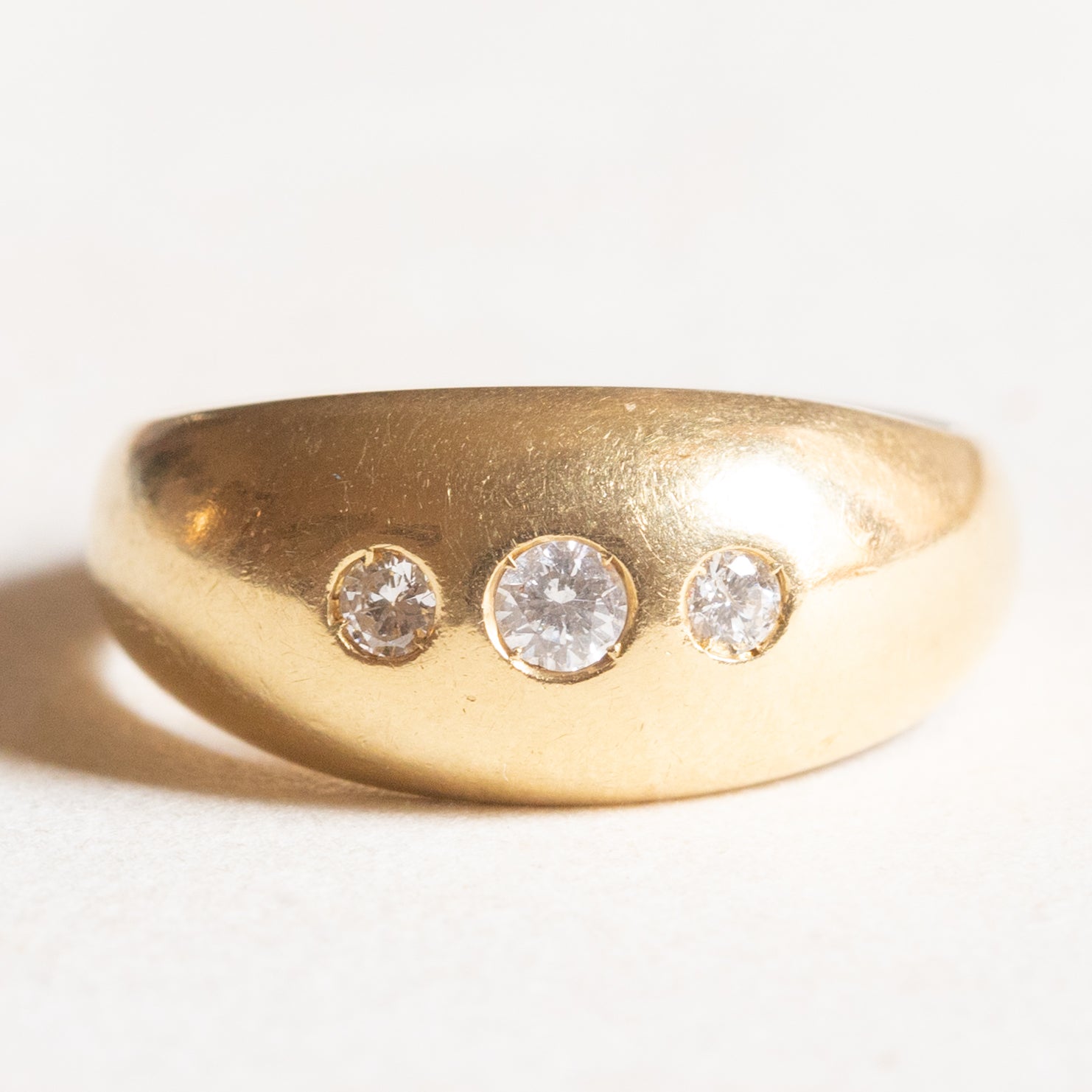 Anello gypsy vintage in oro giallo 18K con diamanti di taglio brillant ...